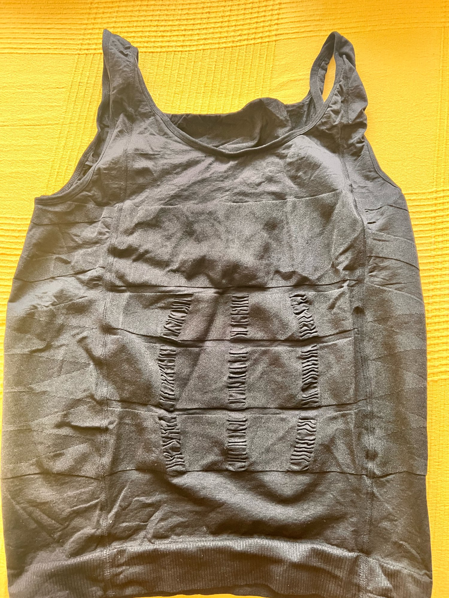 Compression Top | Best Men's Sports Compression Shirt for Back Support ...